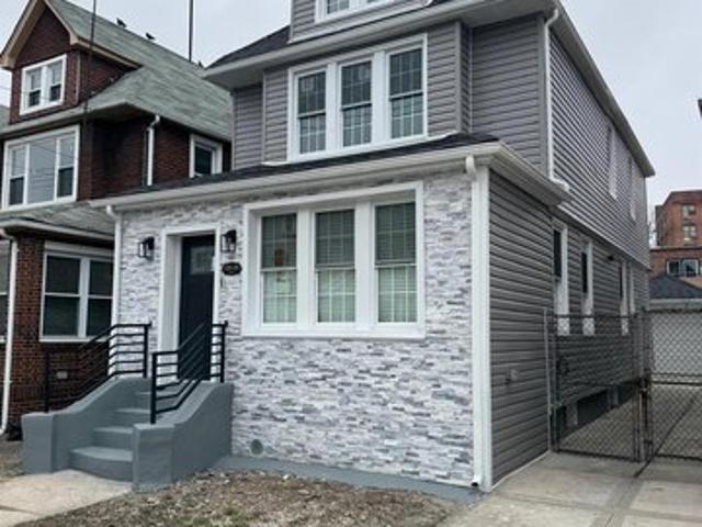 10909 th Pl, Jamaica, NY 11433