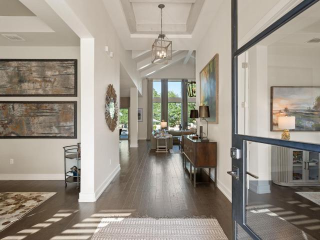 10909 Vista Heights Dr
