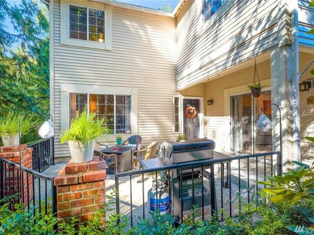10909 Avondale Rd NE Apt M150, Redmond, WA 98052