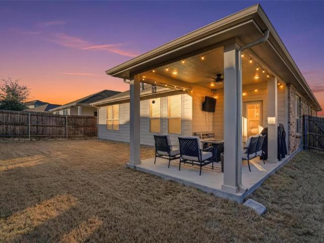 10909 Golden Barrel Ct, Fort Worth, TX 76108 | MLS #21200 | Compass