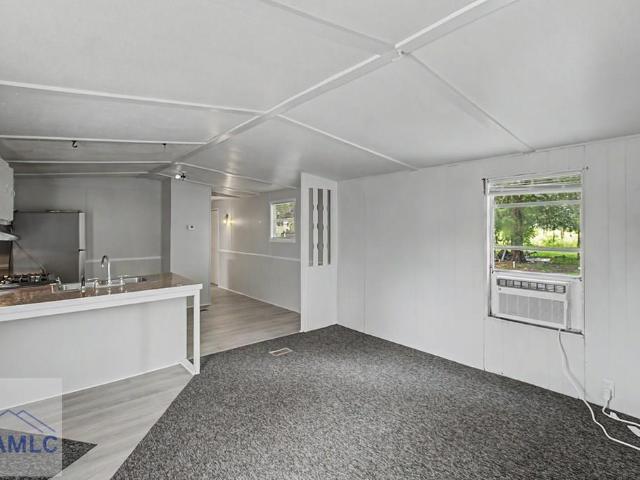 1090 Old Sunbury Road 28