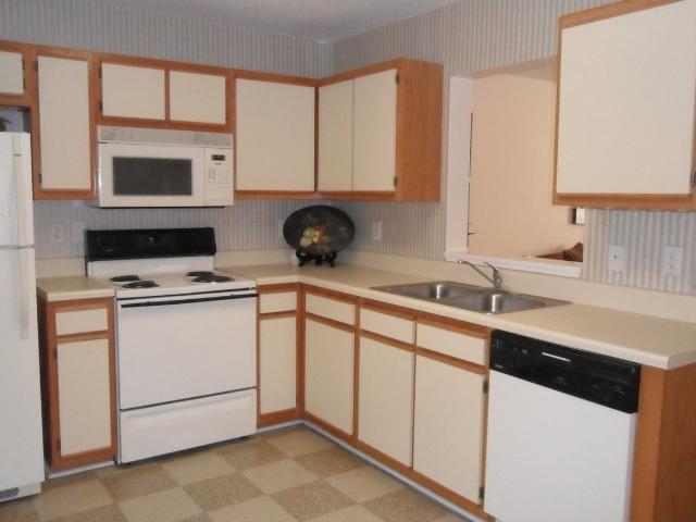 1090 Barnett Shoals Rd. 2 Bedroom Apartment for Rent at 1090 Barnett Shoals Rd, Athens, GA 30605
