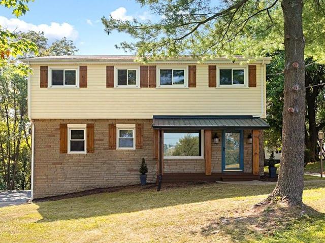 1090 Betty Zane Rd, Wheeling, WV 26003