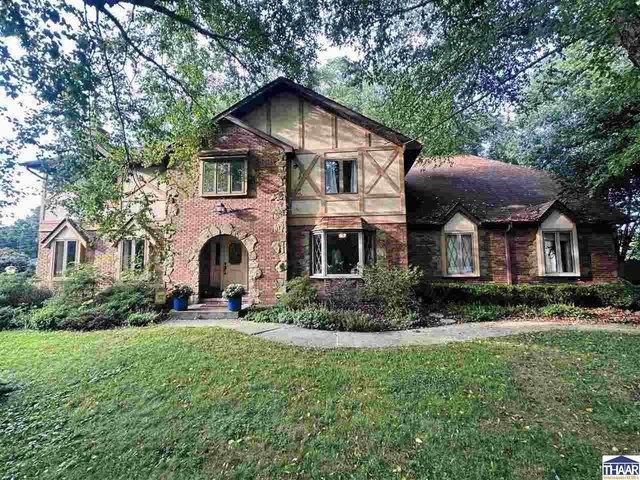 1090 Cedar Ridge Ct, Terre Haute, IN 47803