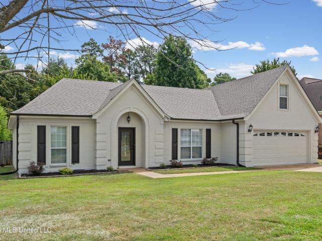 1090 Fawn Drive