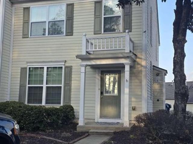 1090 Kilmington Ct Unit 8, Alpharetta, GA 30009