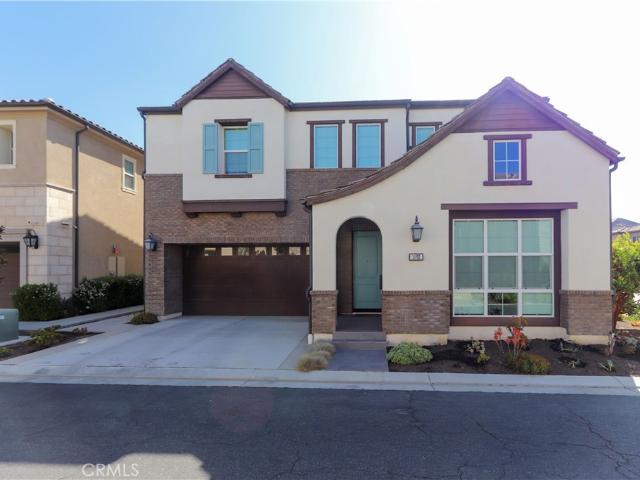 1090 Viejo Hills