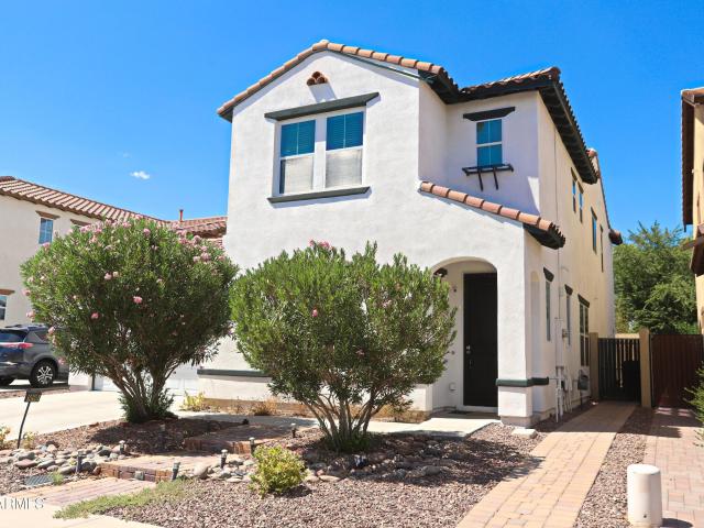 1090 W Caroline Lane