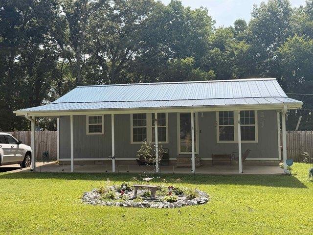 1090 W Virginia St, Cherokee, AL 35616