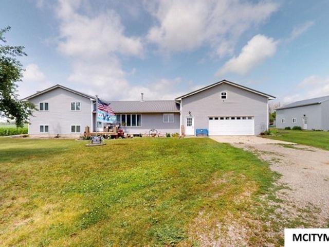 10910 Ulmus Ave, Rockford, IA 50468