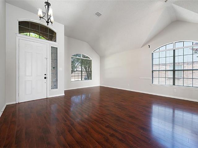 10910 Blackberry Lane