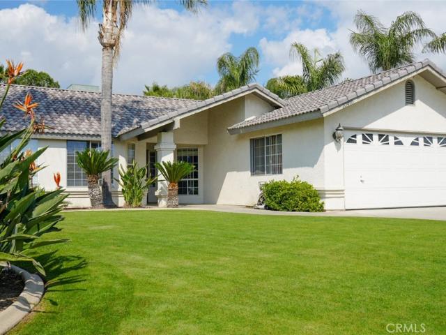 10910 Mohican Dr, Bakersfield, CA 93312 | MLS #DW26058 | Compass