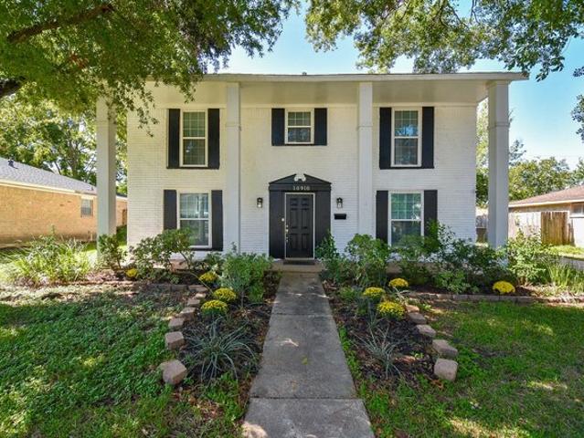 10910 Sagevale Ln, Houston, TX 77089
