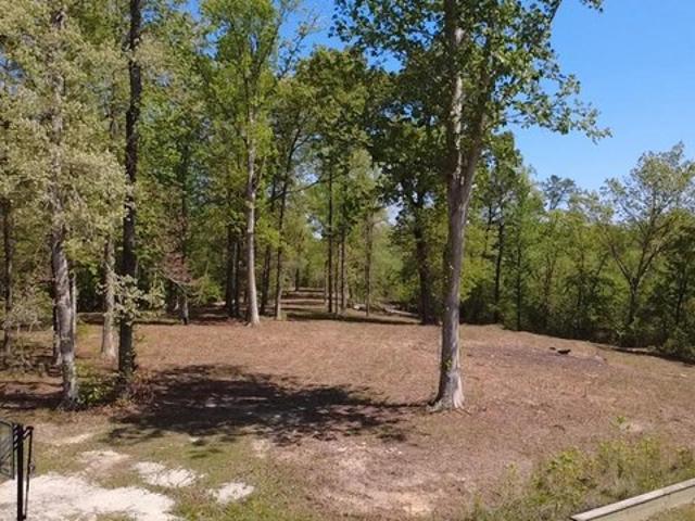 109/111 Barry Ln, Jacksonville, NC 28540
