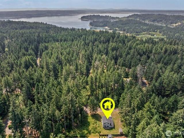 10912 th Avenue Ct E, Anderson Island, WA 98303