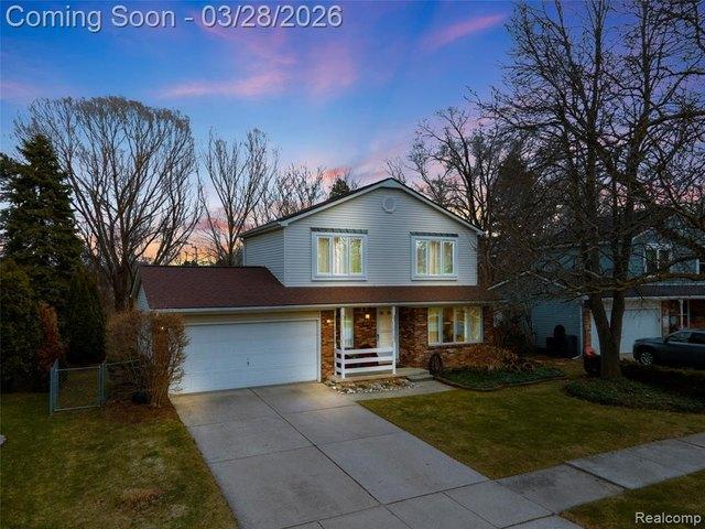 10912 Chestnut Ct, Plymouth, MI 48170