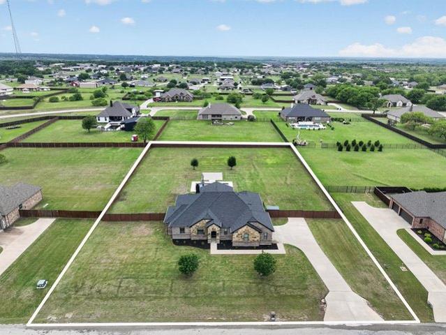 10917 Chriswood Dr, Crowley, TX 76036