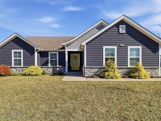 10917 Hidden Trail Ct, Louisville, KY 40229
