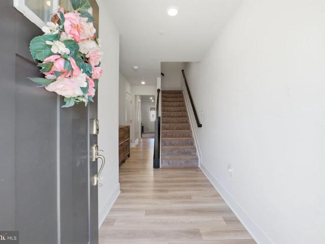 10915 Drummond Place