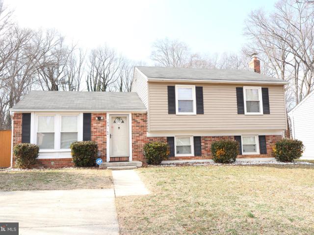 10916 Bridle Path Cir, Waldorf, MD 20601 | MLS #MDCH2050 | Compass