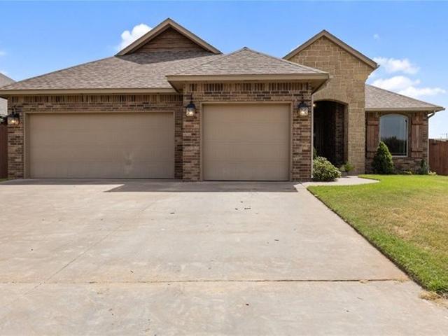 10916 SW 35th Ter, Yukon, OK 73099