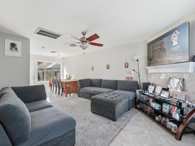 10918 Westbrae Village Dr, Houston, TX 77031 | MLS #76771