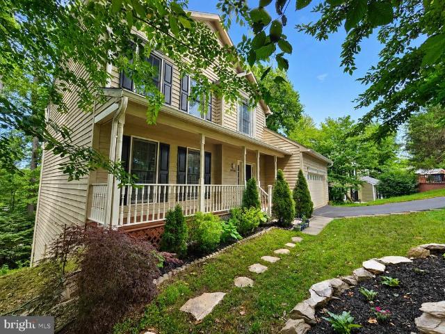 10918 Oakcrest Circle