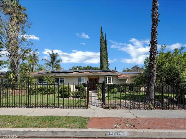 10918 Reseda