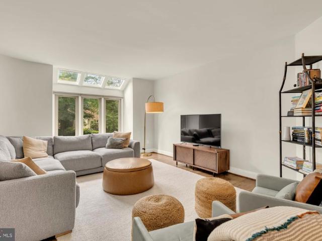 10919 Whiterim Drive