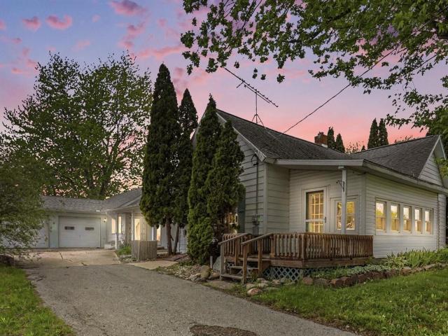 10919 N Maple Island Road