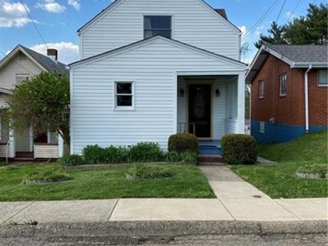 1091 Martin Ave, New Kensington, PA 15068