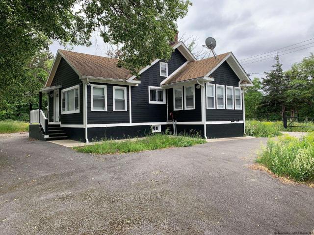 1091 Albany Post Road