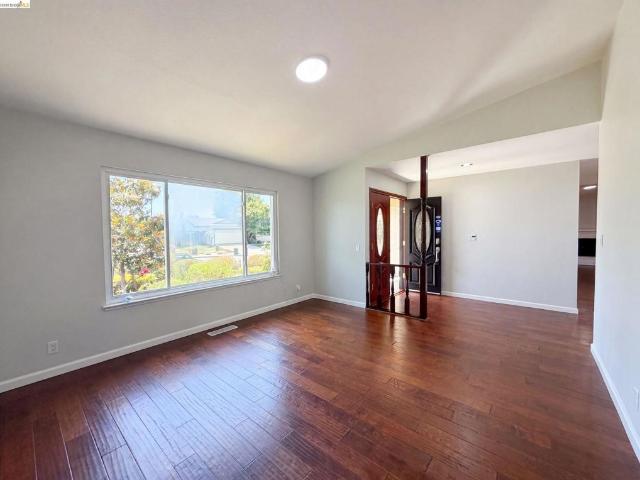 1091 Fox Meadow Way