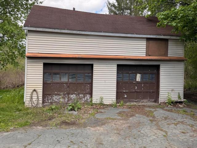 1091 Hoosick Road
