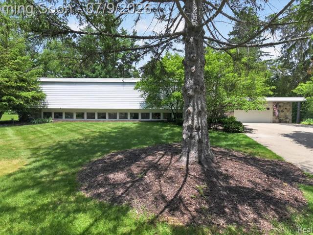 1091 Plover Drive