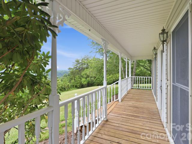 1091 windswept ridge road