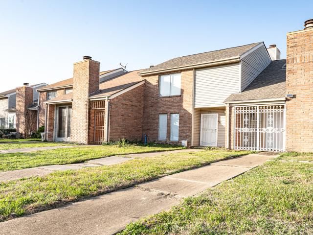 10920 Village Bend Lane 920