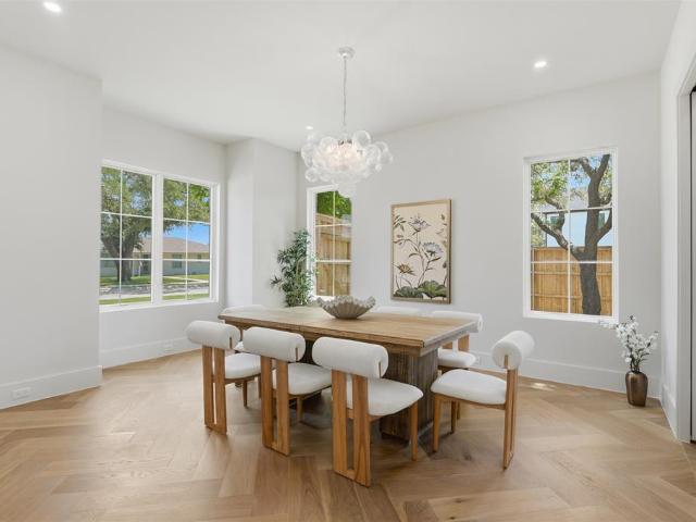 10921 Beauty Lane
