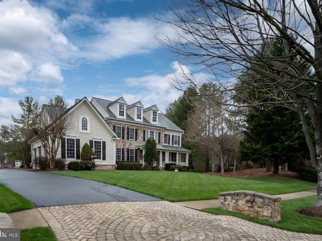 10922 Chatham Ridge Way, Spotsylvania, VA 22551 | MLS #VASP2038 | Compass