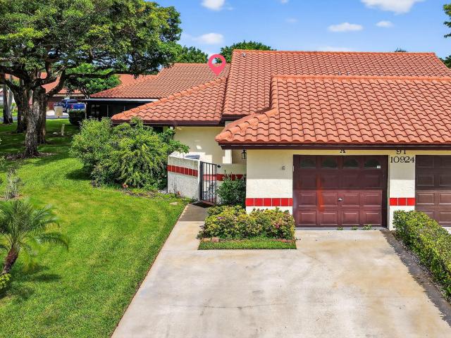 10924 Roebelini Palm Ct, Unit A, Boynton Beach, FL 33437 | MLS #B26022