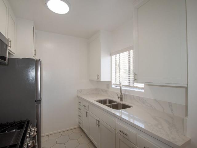 10925 1 Bedroom Apartment for Rent at 10925 Peach Grove St, Los Angeles, CA 91601 Mid Town North Hollywood