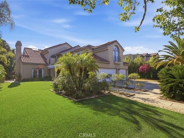 10925 Willowbrae Ave, Chatsworth, CA 91311