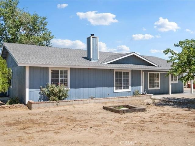 10925 Buttonwood St, Phelan, CA 92371