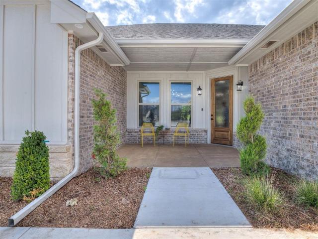 10925 Sandstone Ridge Way