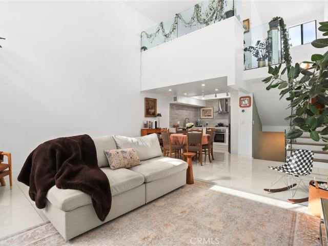 10926 Bluffside Dr, Unit 30, Studio City, CA 91604 | MLS #BB26097