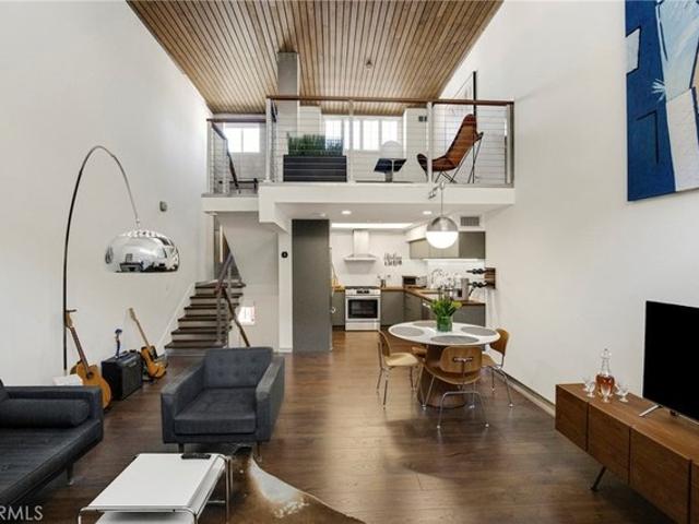 10926 Bluffside Dr Unit 35, Studio City, CA 91604