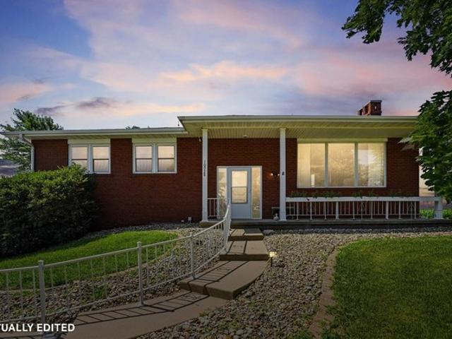 10928 th Ave W, Taylor Ridge, IL 61284
