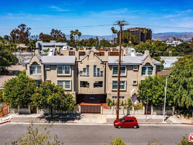 10929 Landale St Unit 2, Toluca Lake, CA 91602