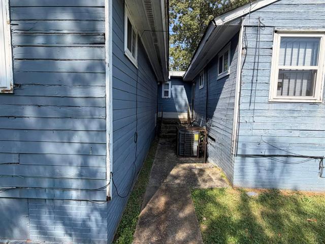 1092 n evergreen st
