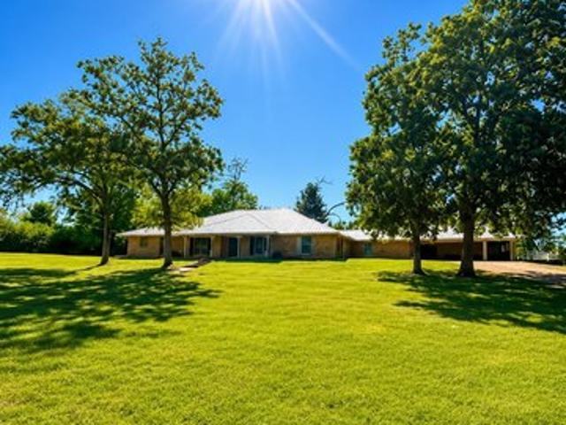 1092 An County Road 318, Frankston, TX 75763